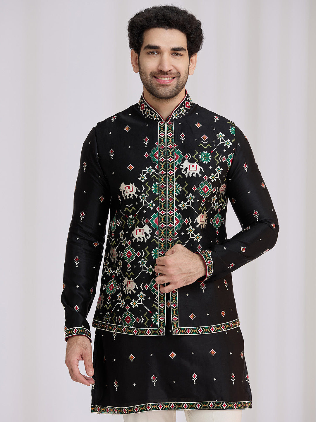 Buy Black Satin Linen Geometric Bandi Jacket Set with Resham Work