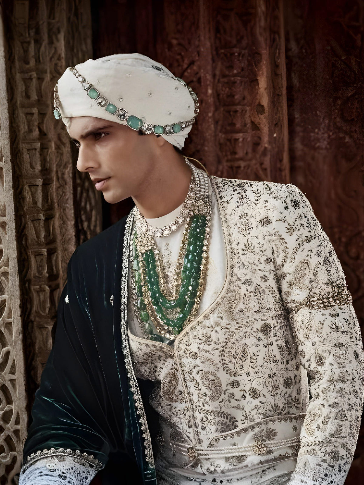 Traditional Outfits For Men: Buy Men's Ethnic Wear Online - KORANM